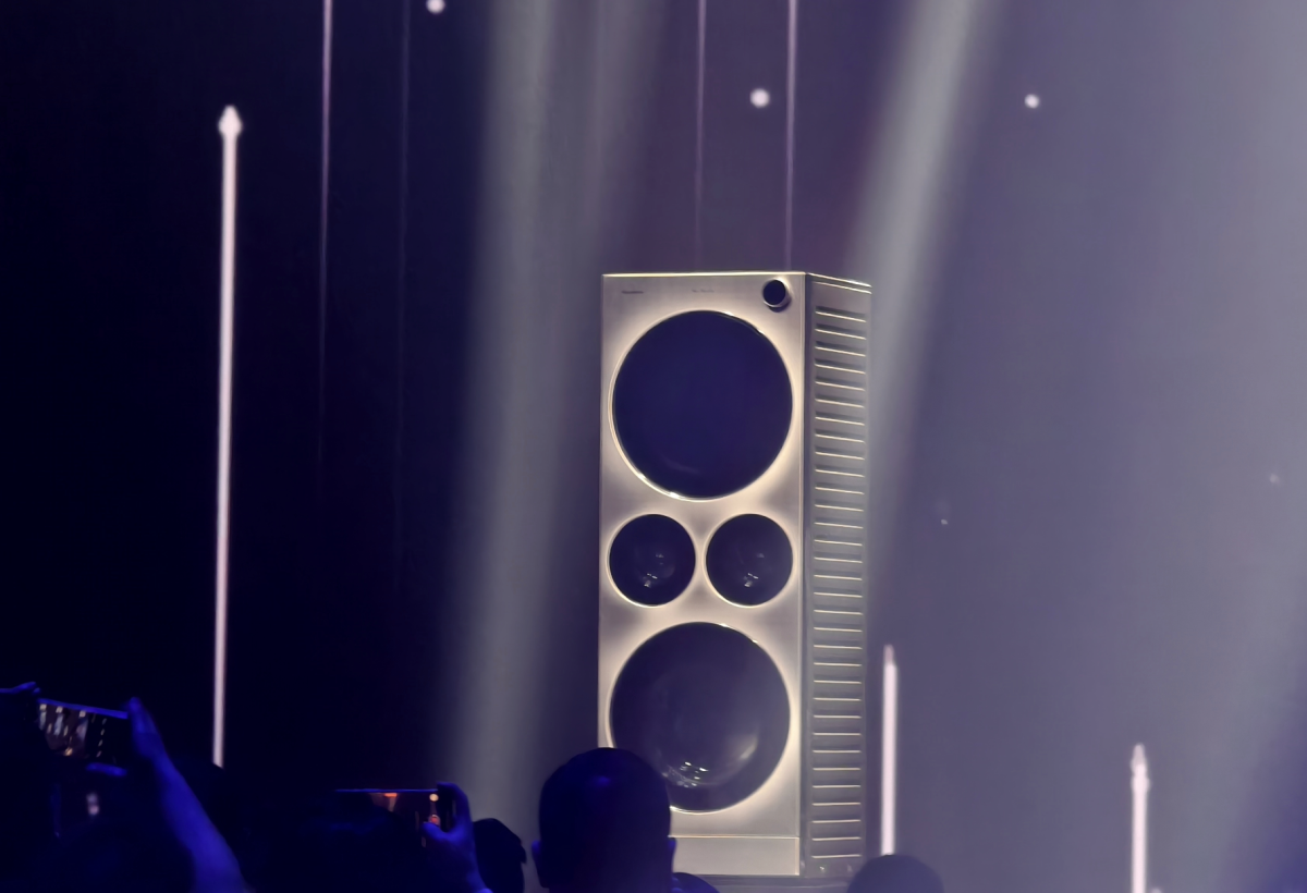 Panasonic Holdings brings its 'four-tub washing machine' to the market.