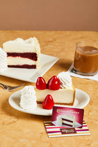 The Cheesecake Factory 宣佈推出專爲 Cheesecake Rewards 會員提供的在線禮品卡優惠。